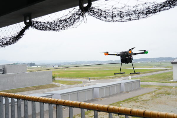 国産産業用ドローン『AIR HOPE AX-2601』 - セブントゥーファイブ